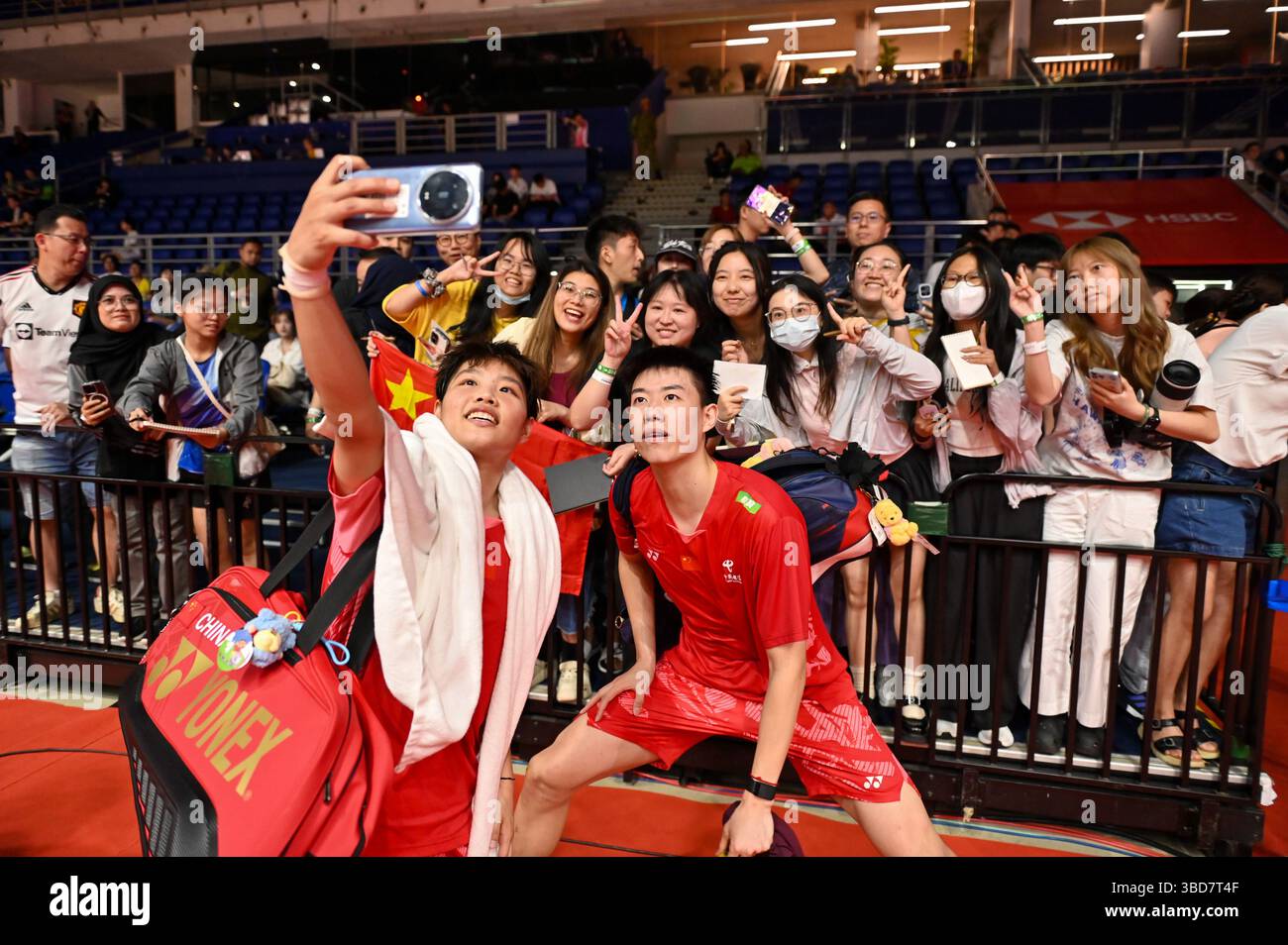 Kuala Lumpur, Malaysia. 23rd May, 2025. Feng Yanzhe(front R)/Huang Dongping (front L) of China ...