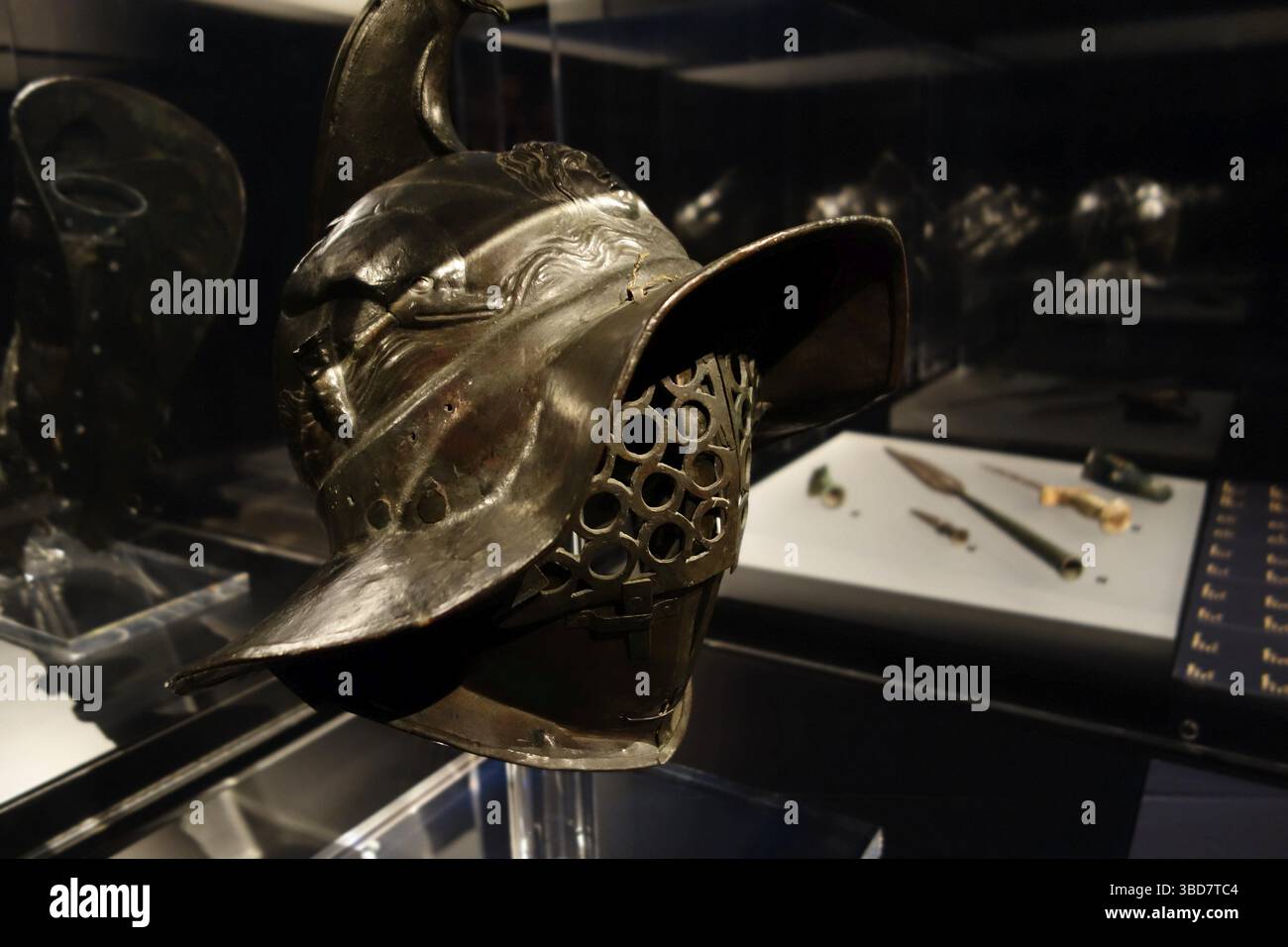 Thracian gladiator helmet and weapons on display at the Gallo-Romeins ...