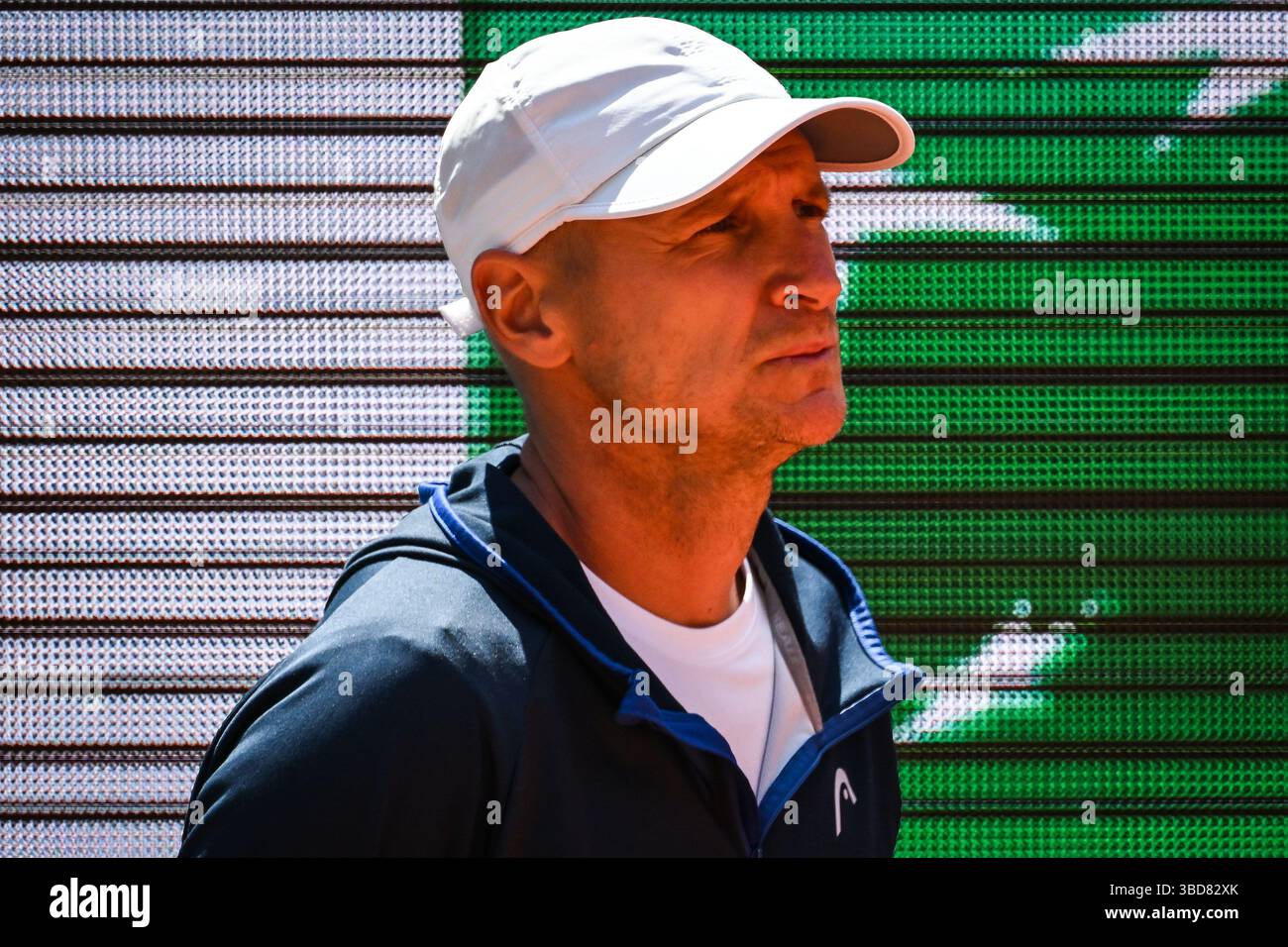 Ivan CINKUS coach of Arthur FILS during a training session of Roland ...