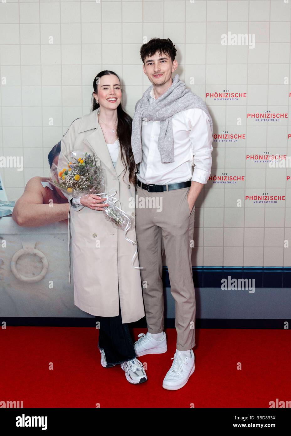 The Phoenician Scheme Berlin Premiere Lena Roth und Nathan Goldblat bei ...