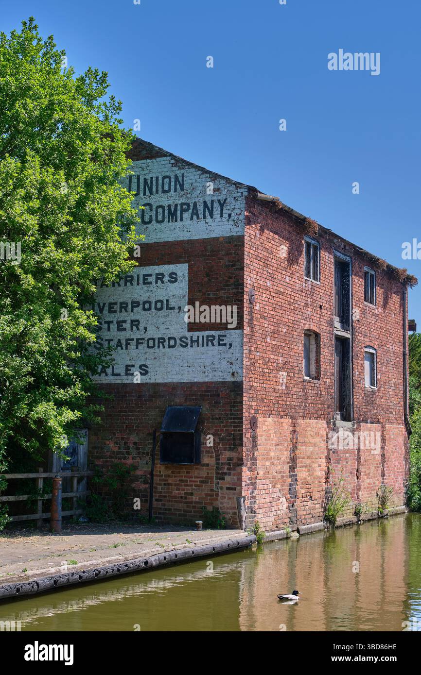 The Wharf, at Ellesmere, Shropshire Stock Photo - Alamy