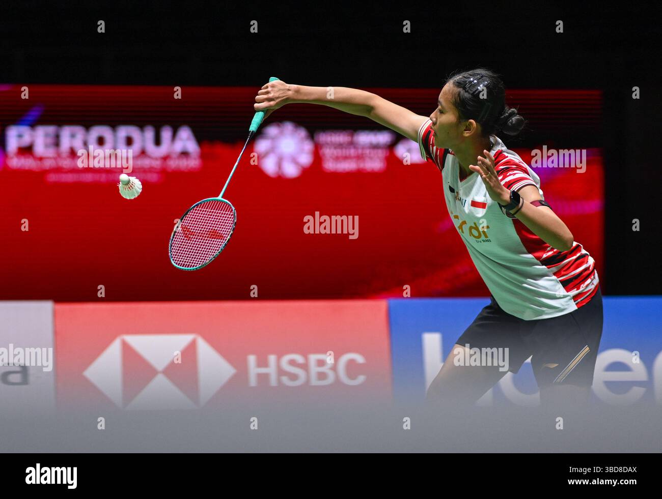 Kuala Lumpur, Malaysia. 23rd May, 2025. Putri Kusuma Wardani hits a ...