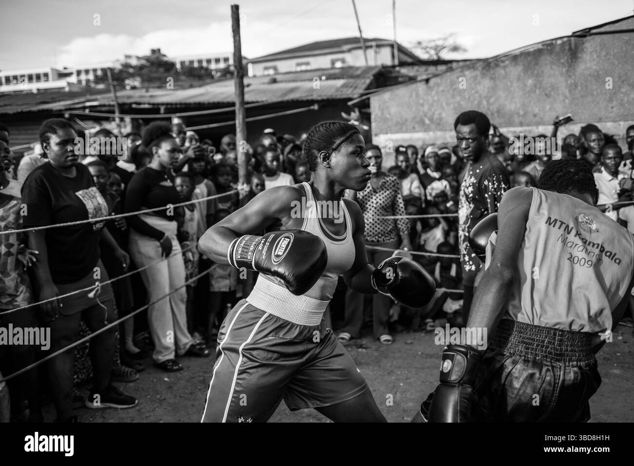 Boxing in Katanga slum, Kampala, Uganda, Africa Stock Photo - Alamy