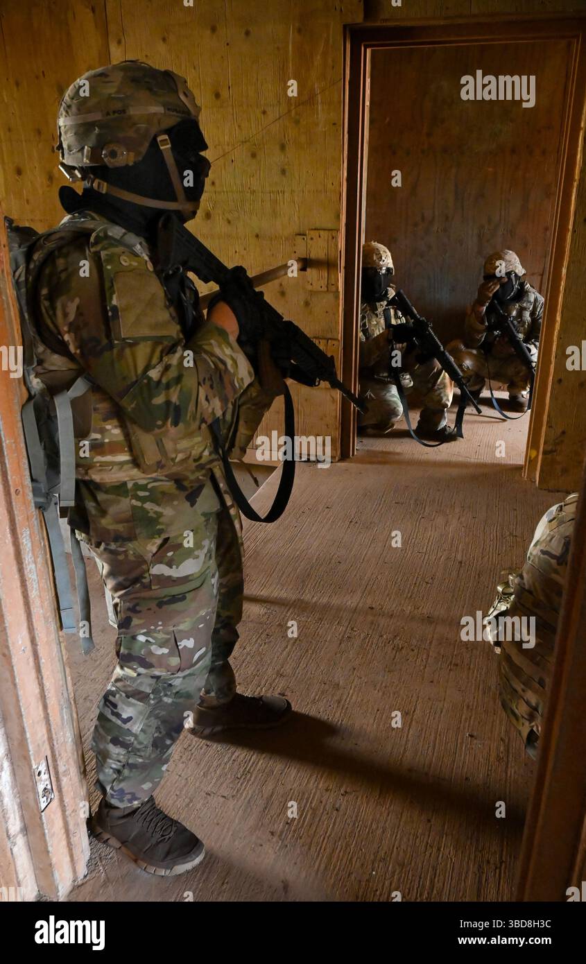 U.S. Army Soldiers, assigned to the 94th Army Air and Missile Defense ...