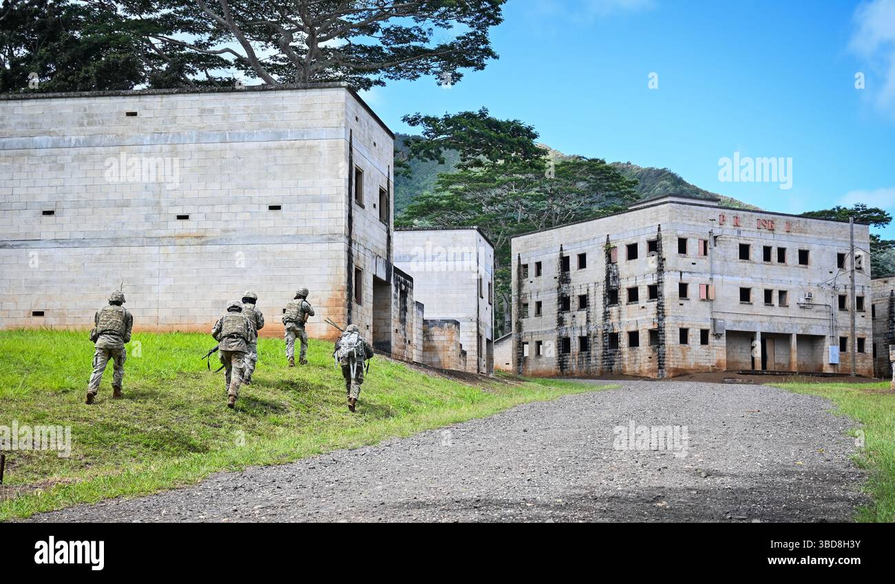 U.S. Army Soldiers, assigned to the 94th Army Air and Missile Defense ...