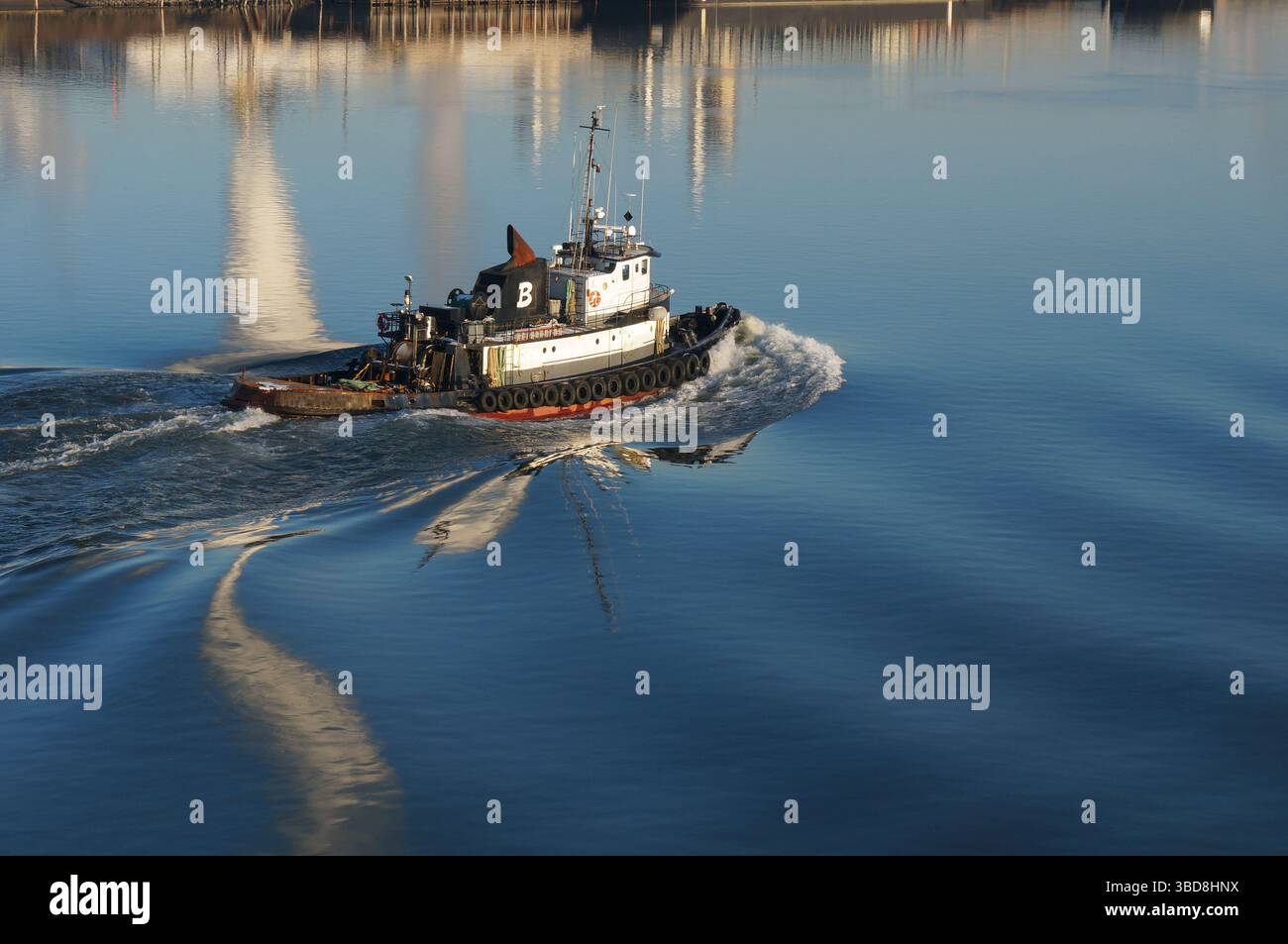Watercolor navigation trace hi-res stock photography and images - Alamy