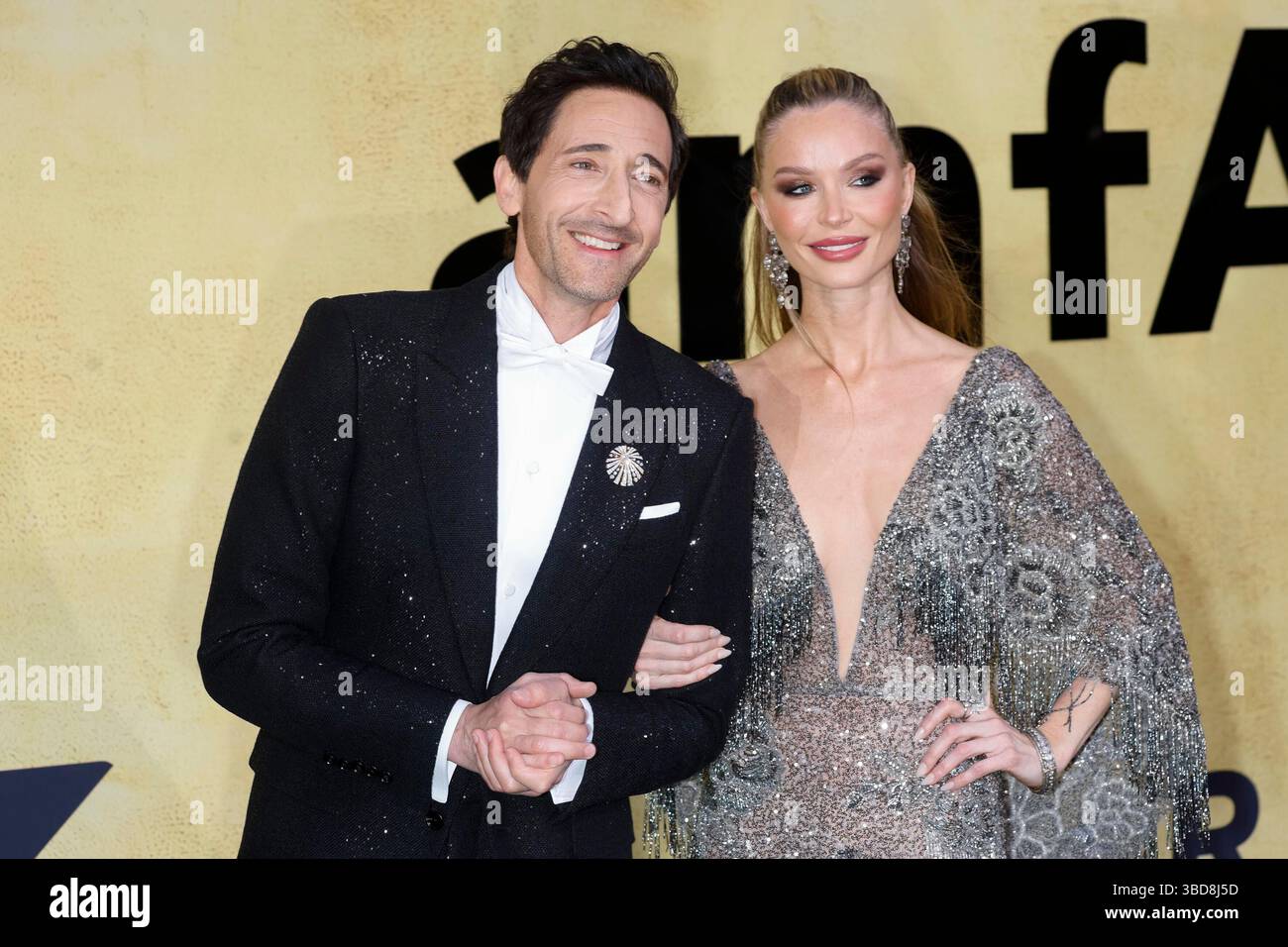 Cannes, Frankreich. 22nd May, 2025. Adrien Brody and Georgina Chapman ...
