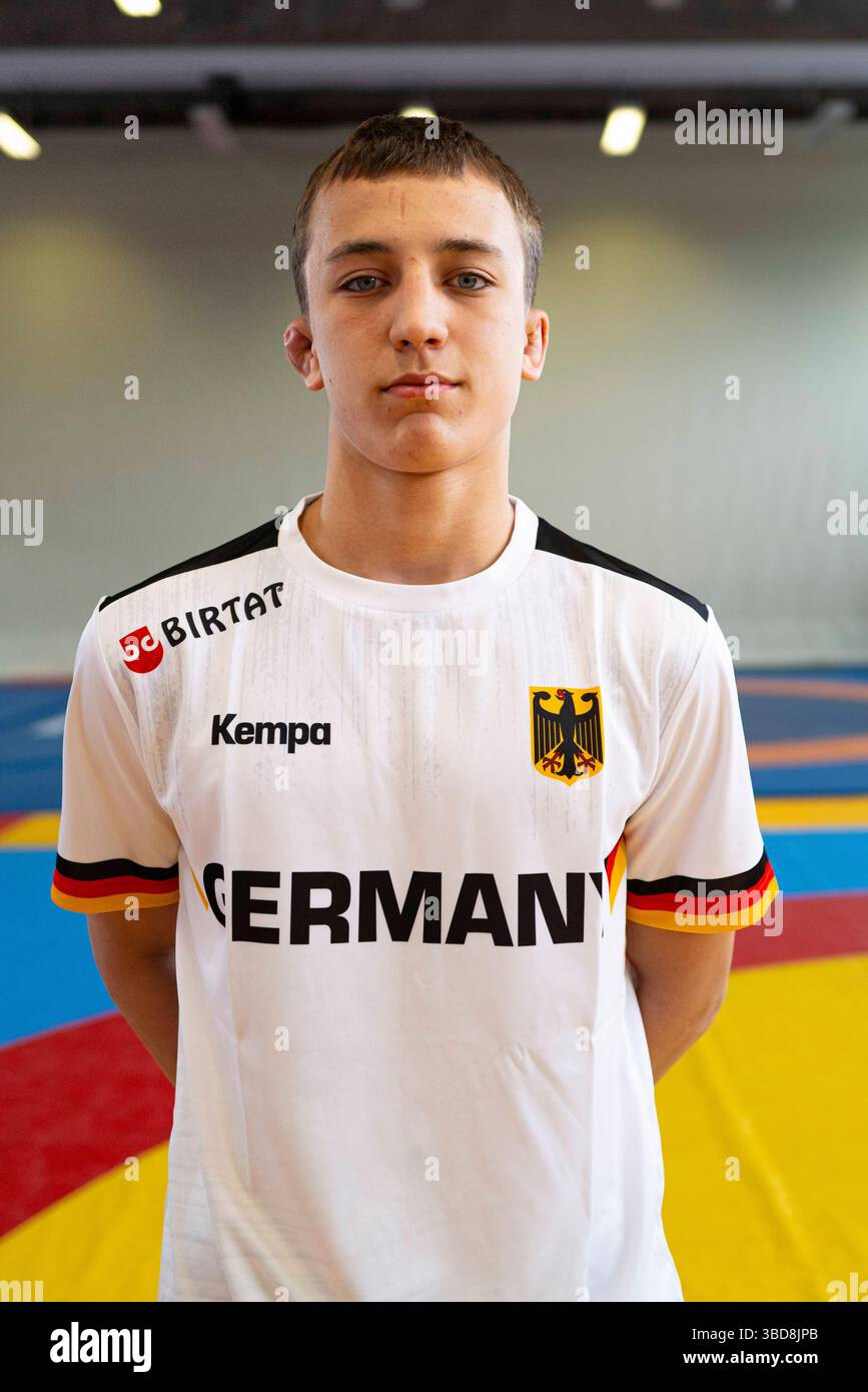 U17 Ringer Nationalmannschaft Freistil BARNOWSKI Mark *** U17 wrestling national team freestyle ...