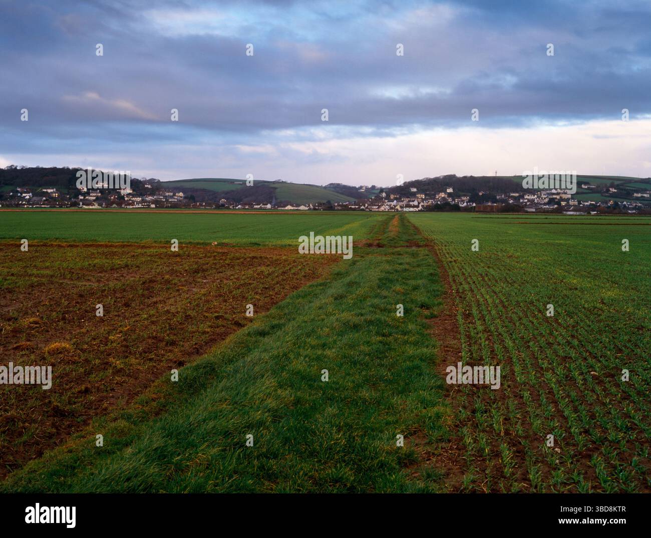 Unenclosed blocks hi-res stock photography and images - Alamy