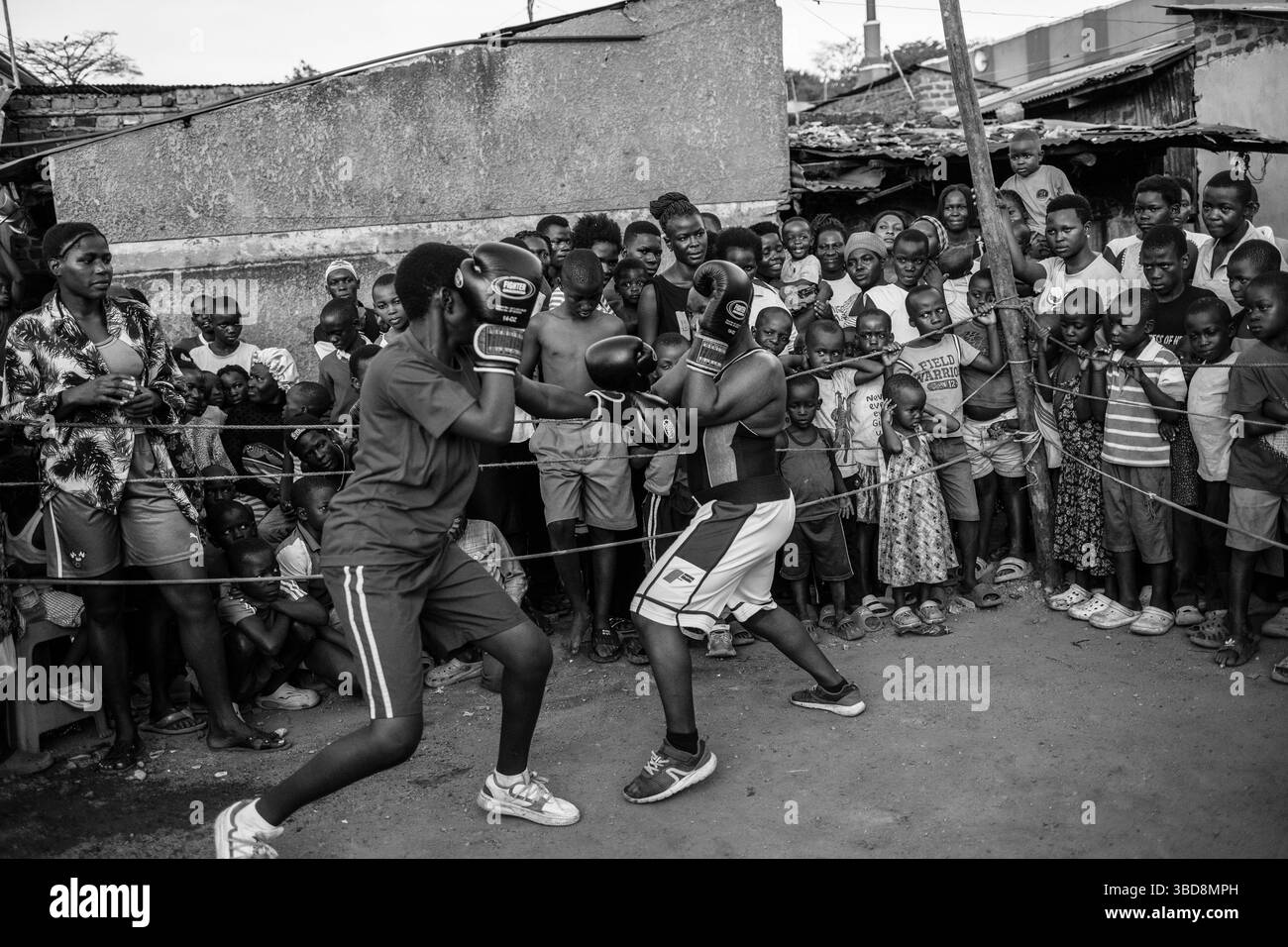 Boxing in Katanga slum, Kampala, Uganda, Africa Stock Photo - Alamy