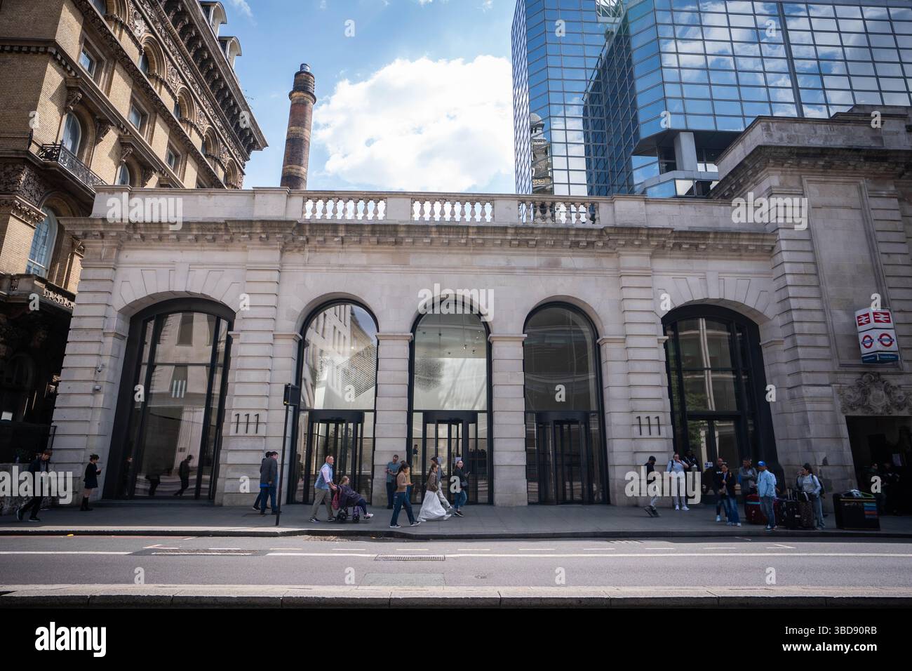 The office of the Daily Telegraph newspaper in Victoria, central London ...