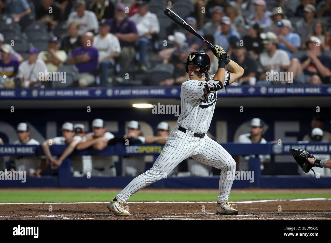 HOOVER, AL - MAY 22: Vanderbilt infielder Riley Nelson (32) readies for ...