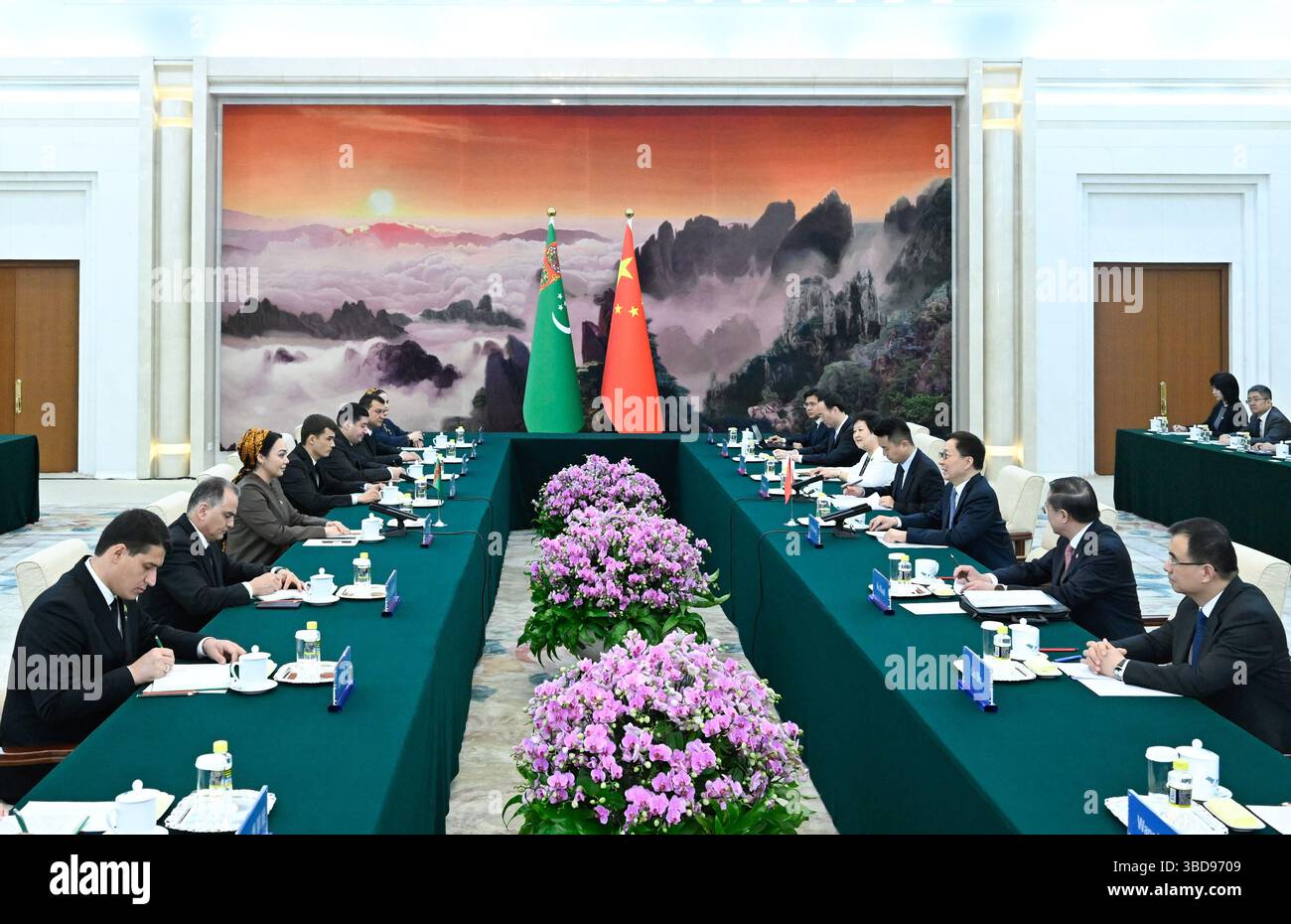 Beijing, China. 23rd May, 2025. Chinese Vice President Han Zheng meets ...