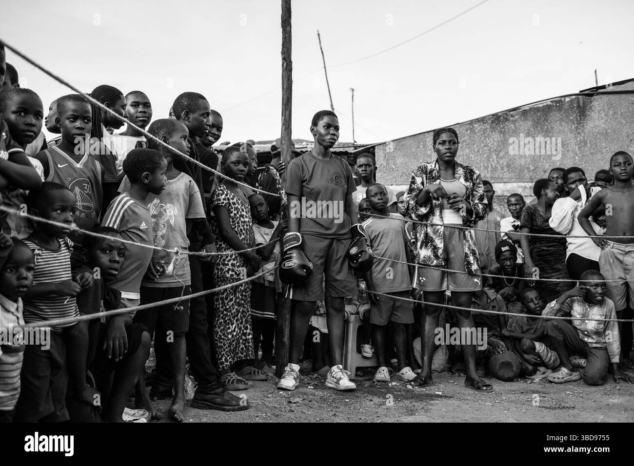 Boxing in Katanga slum, Kampala, Uganda, Africa Stock Photo - Alamy