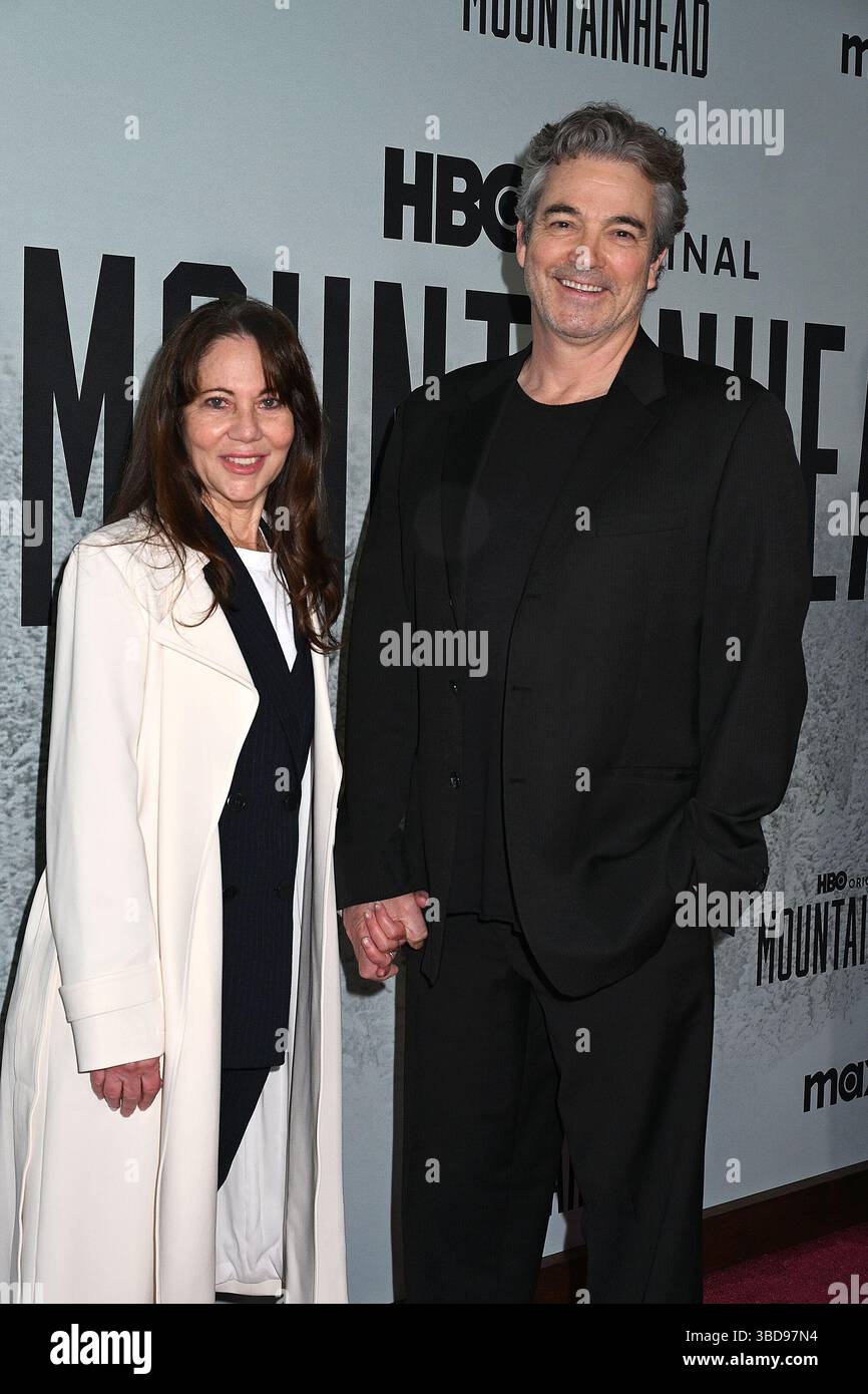Leslie Urdang and Jon Tenney atttend the World Red Carpet Premiere of ...