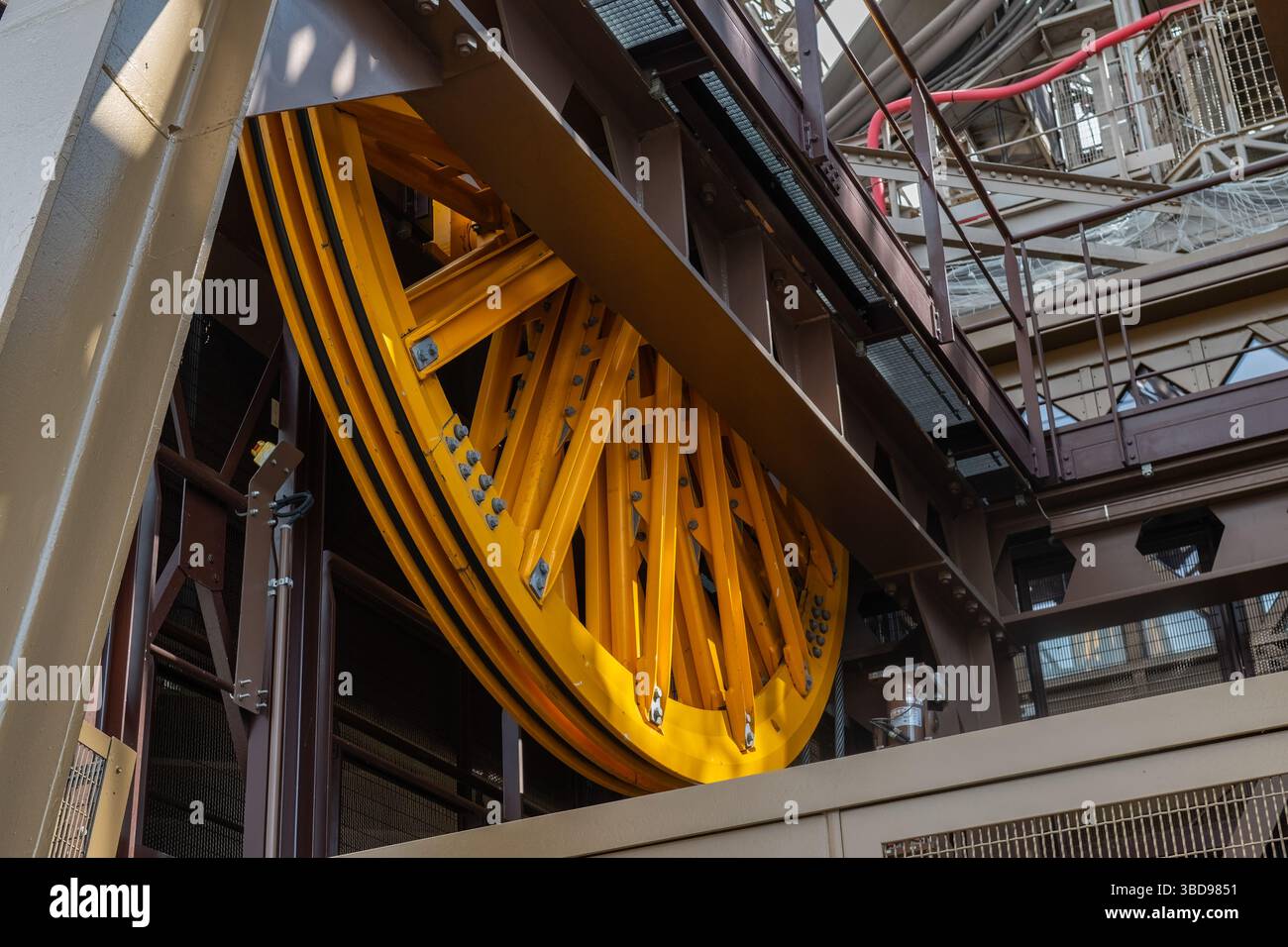 Close-up of the elevator mechanism in the Eiffel Tower Stock Photo - Alamy