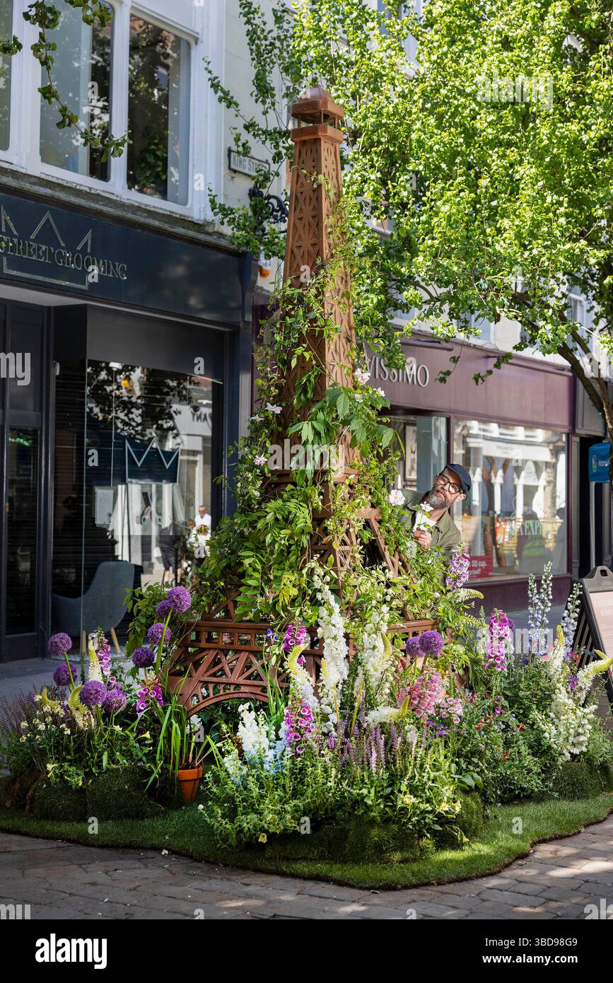 EDITORIAL USE ONLY David Jayet-Laraffe of Frog Flowers with his ...