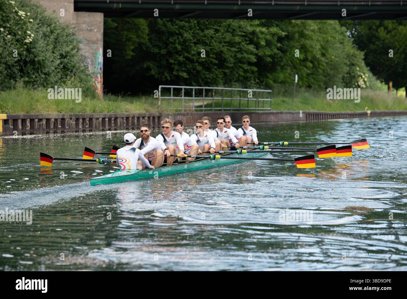 The Germany eight with stroke Theis HAGEMEISTER, Olaf ROGGENSACK ...
