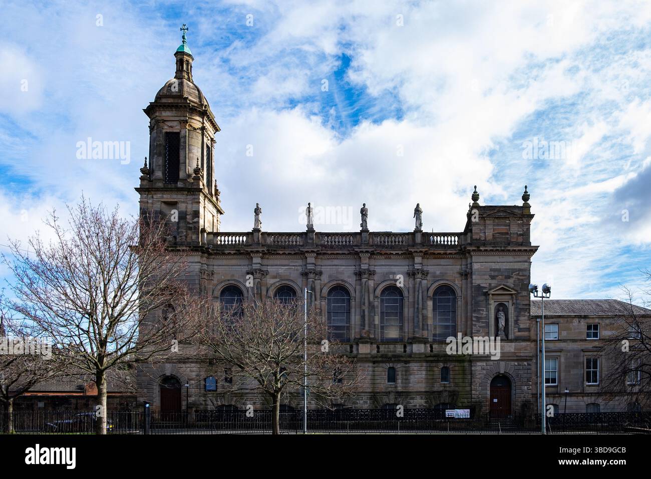 Evangelical community building hi-res stock photography and images - Alamy