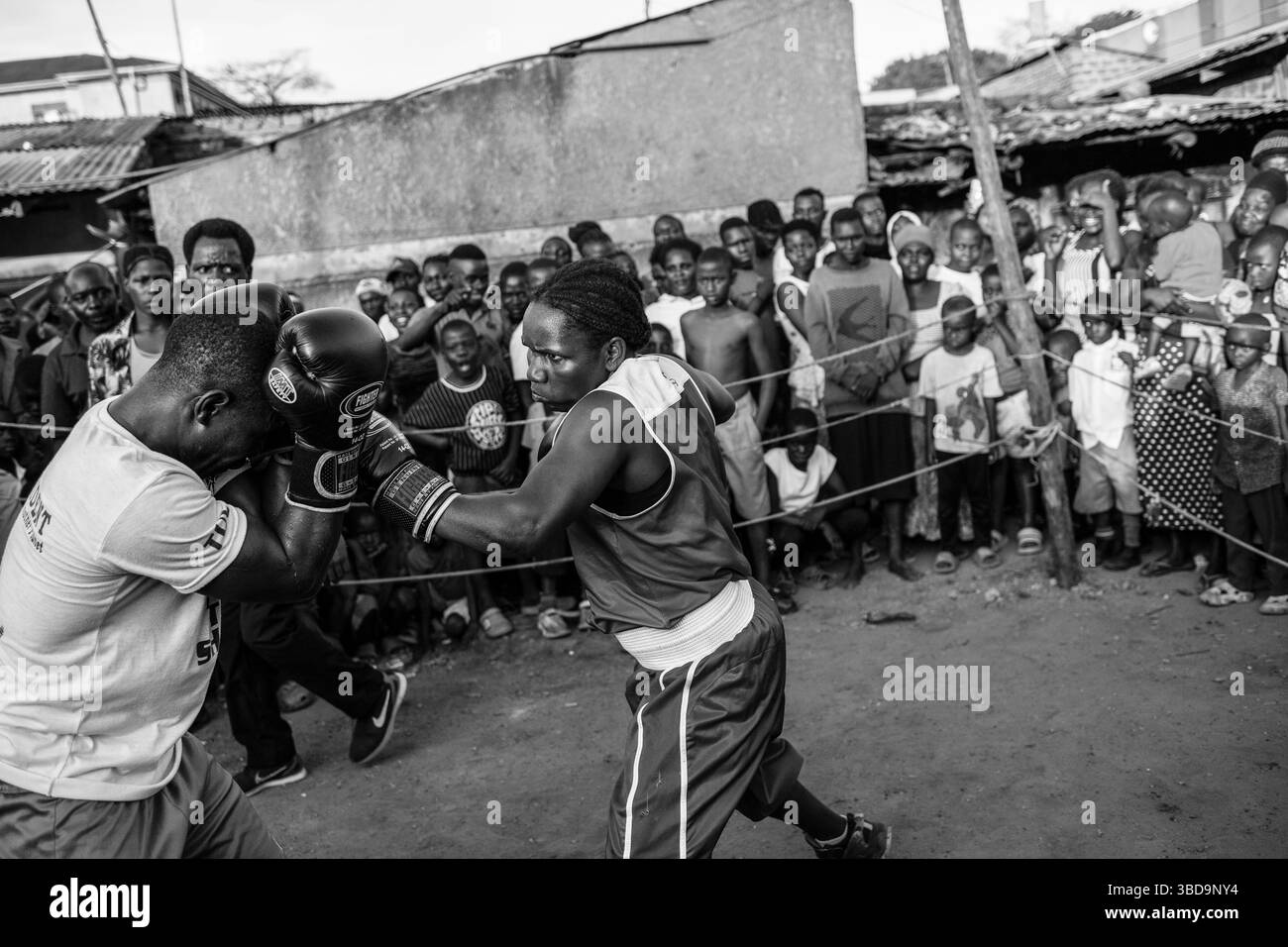 Boxing in Katanga slum, Kampala, Uganda, Africa Stock Photo - Alamy