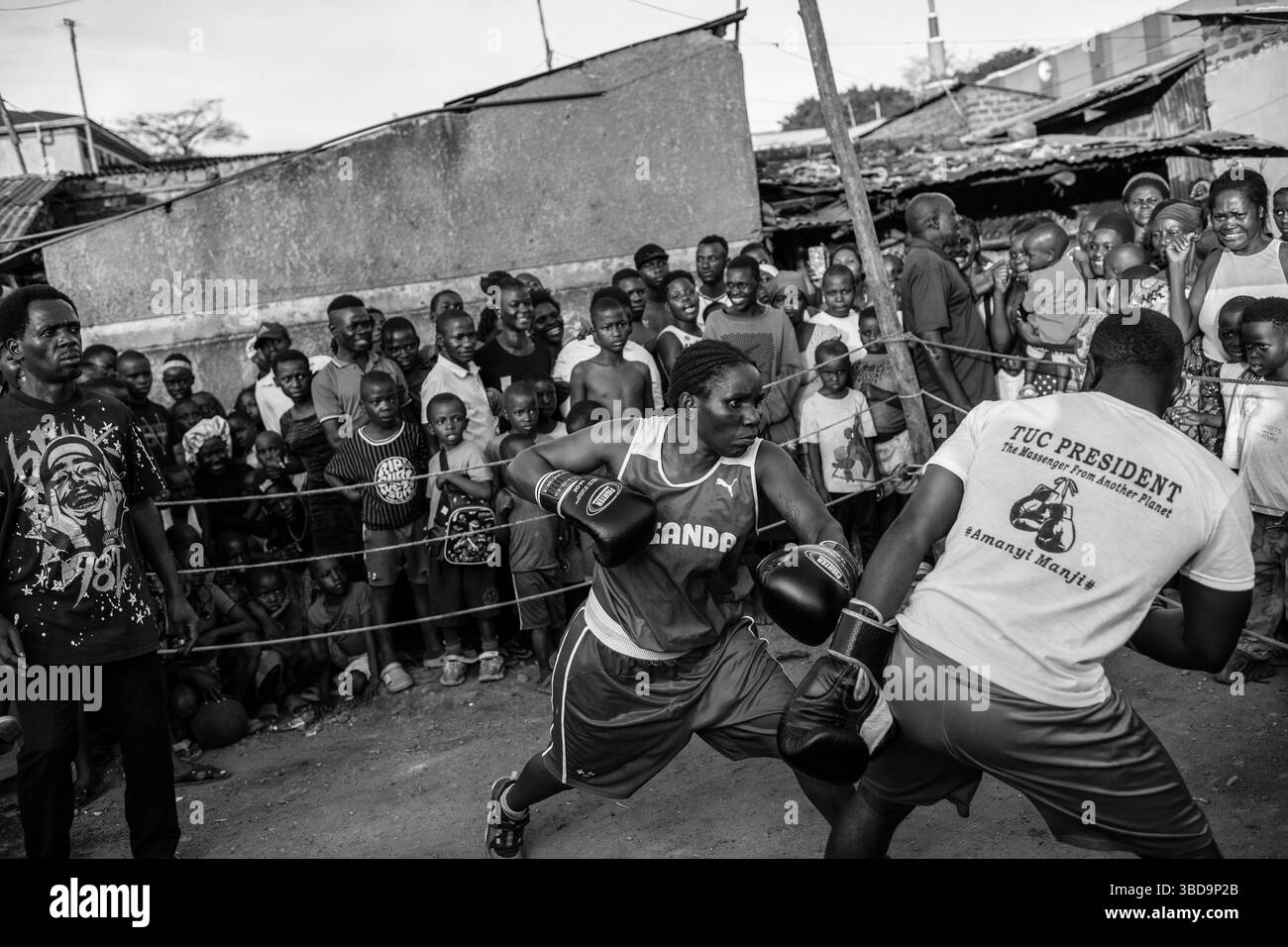 Boxing in Katanga slum, Kampala, Uganda, Africa Stock Photo - Alamy