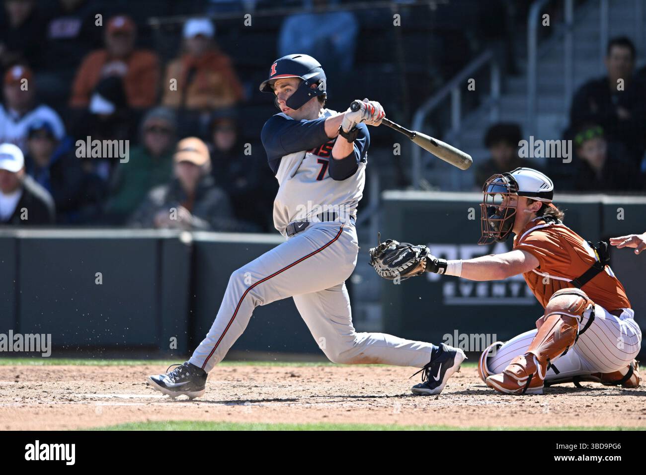 Grant Ross (7) of the Illinois Fighting Illini follows through on a ...