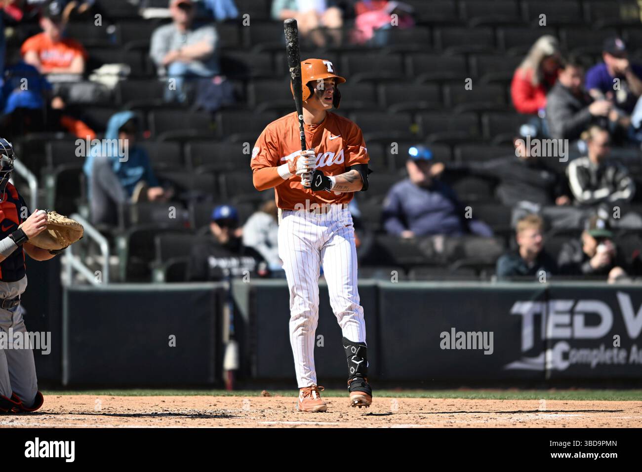Ethan Mendoza (5) of the Texas Longhorns at bat during a game against ...