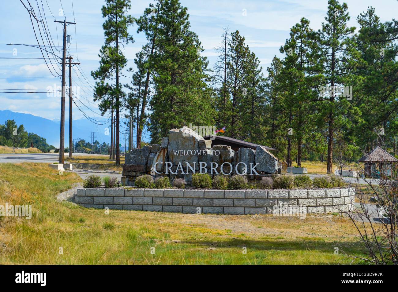 Canadian roadside attraction hi-res stock photography and images - Alamy