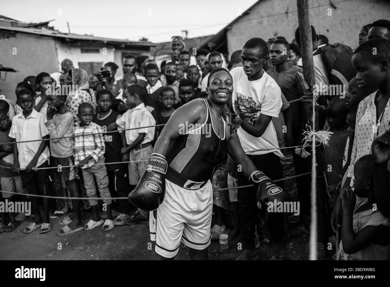 Boxing in Katanga slum, Kampala, Uganda, Africa Stock Photo - Alamy