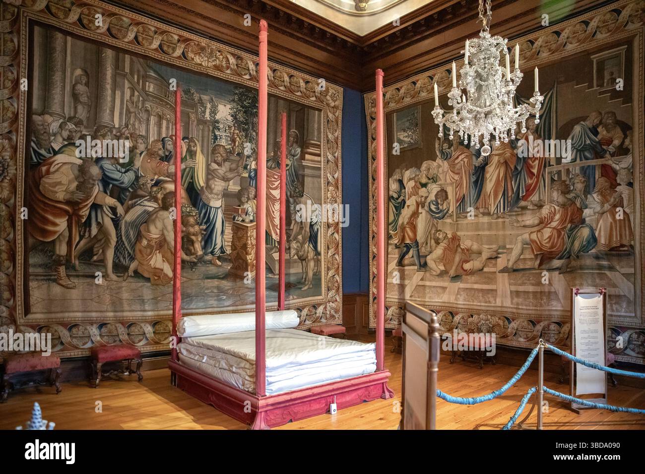 The State Bed Chamber, Hampton Court Palace Stock Photo - Alamy