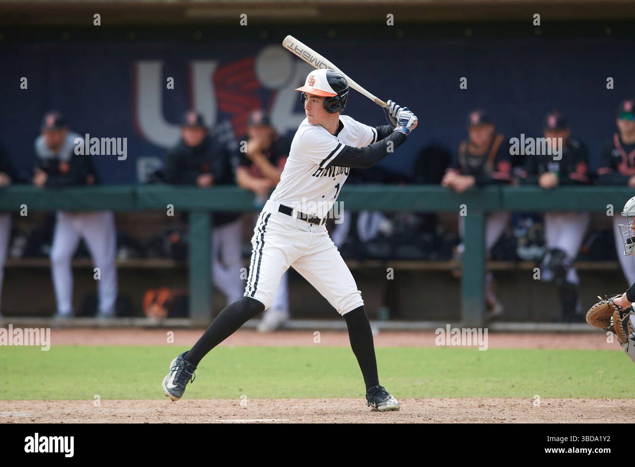 Jared Grindlinger (12) of the Huntington Beach Oilers (Huntington Beach ...
