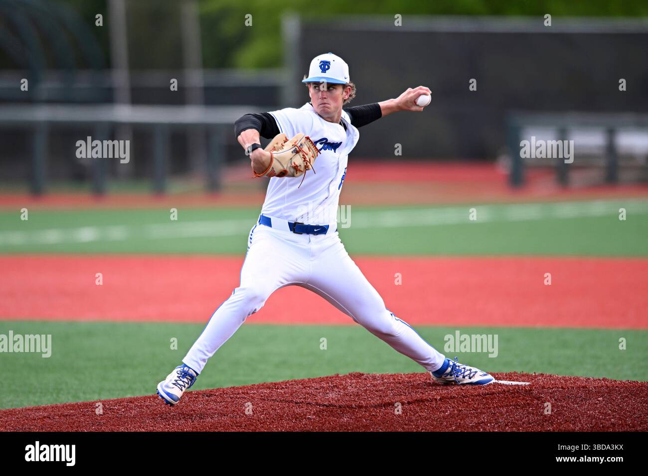 Tyler Ellis (21) of the Trinity Christian Conquerors (Jacksonville ...