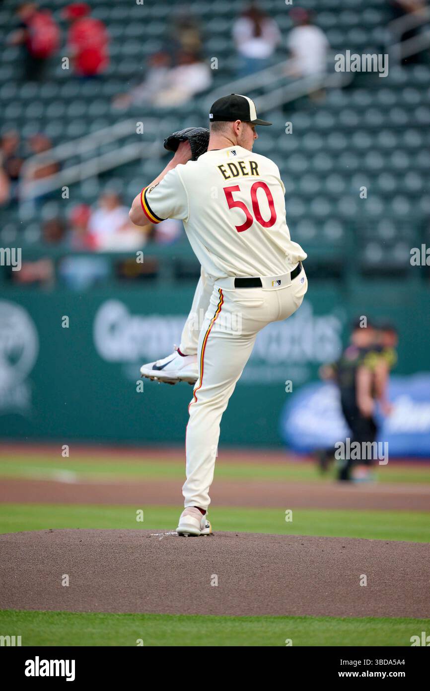 Salt Lake Bees starting pitcher Chad Stevens (35) delivers a pitch to ...