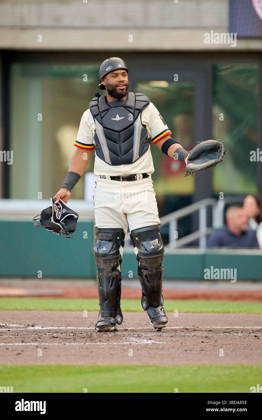 Chuckie Robinson (45) catcher of the Salt Lake Bees on defense against ...