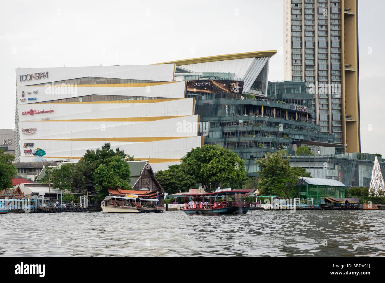 Icon Siam Shopping Mall at Chao Phraya River in City of Bangkok in ...