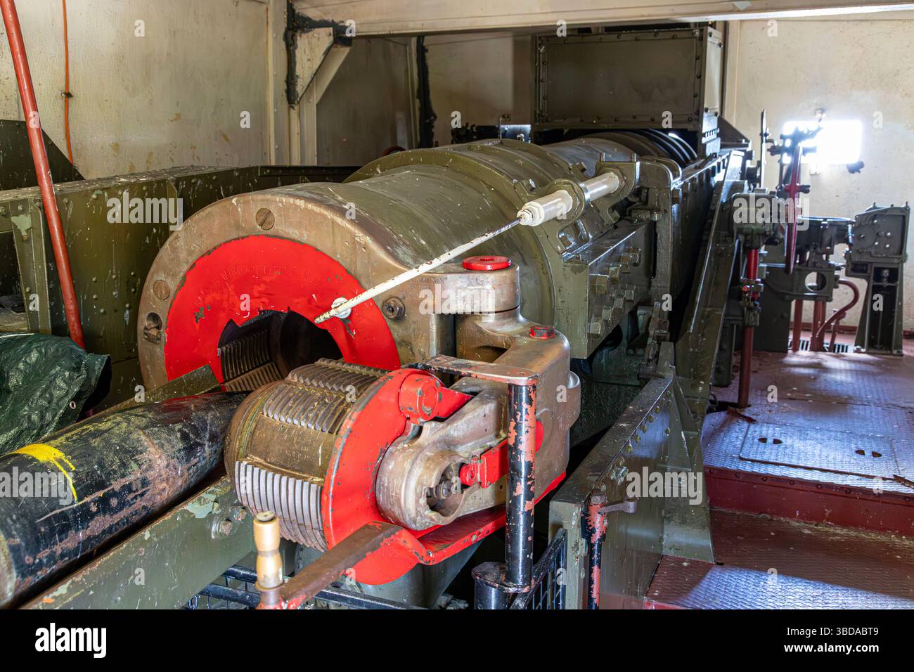 The breech mechanism of the 9.2 inch naval gun at the Oliver Hill ...