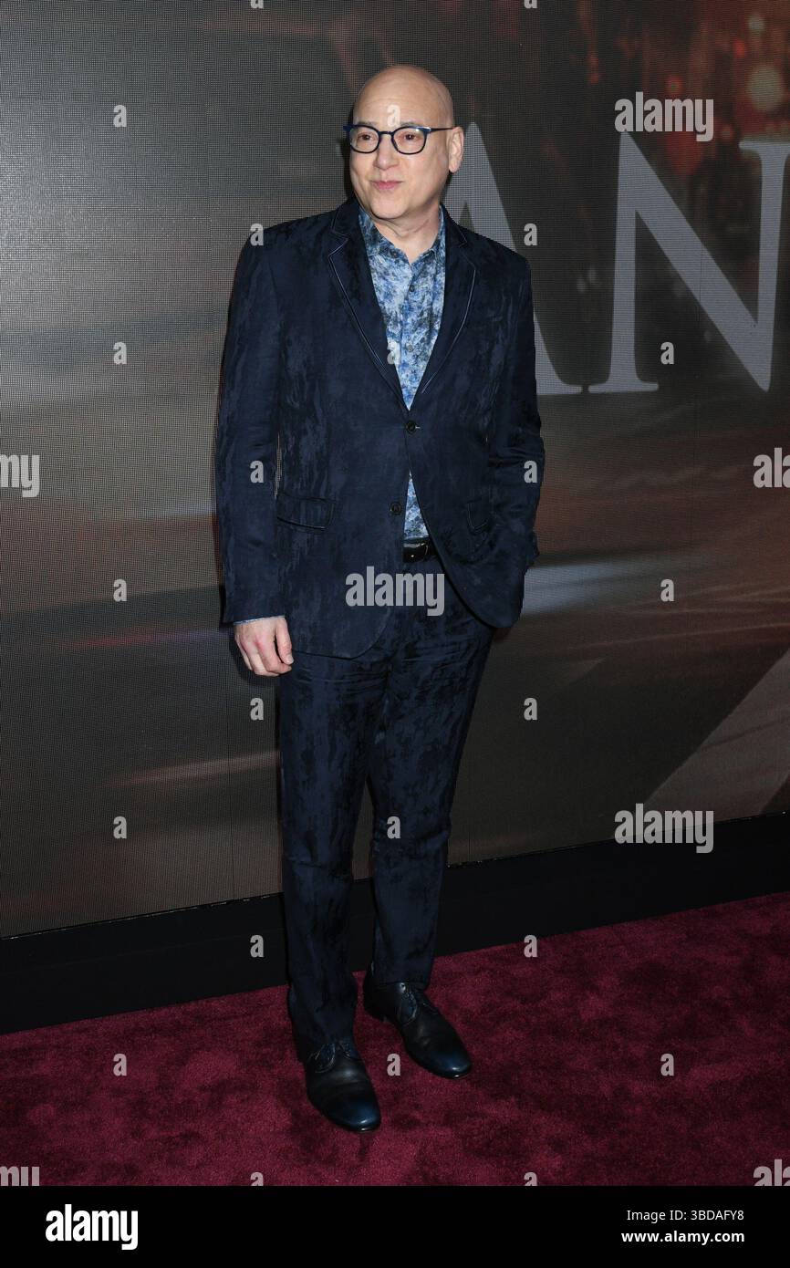 Ny. 21st May, 2025. Evan Handler at arrivals for AND JUST LIKE THAT ...