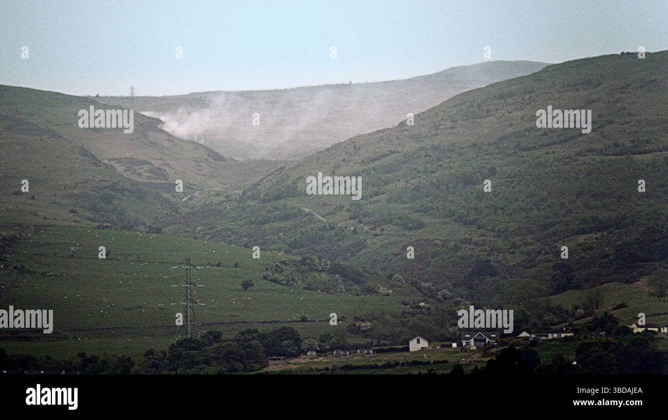 Glasgow, Scotland, UK. 23rd May April, 2025. UK Weather: Hot and sunny ...