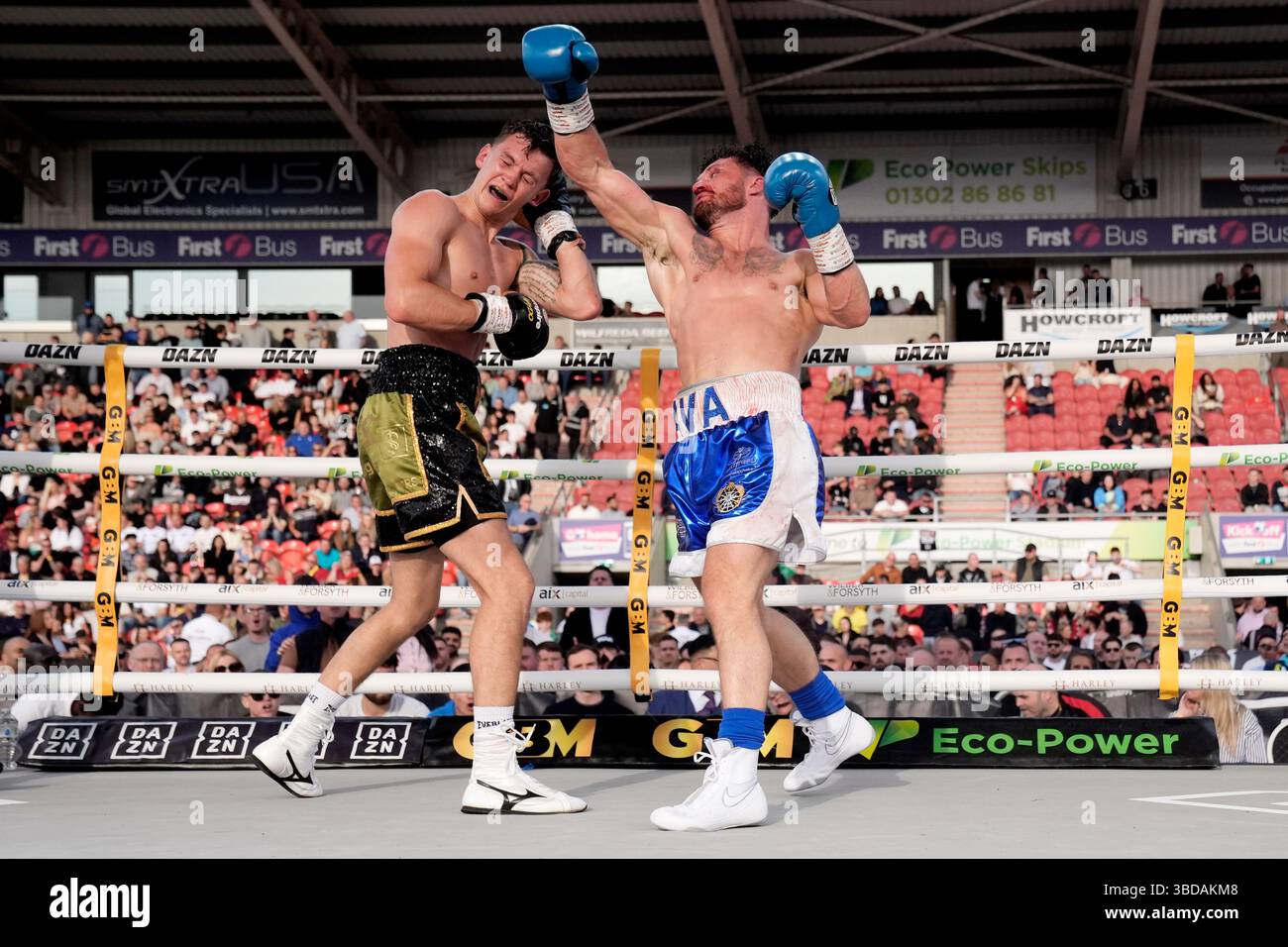 Joe Hayden (left) and Lewis Booth in action during their super ...