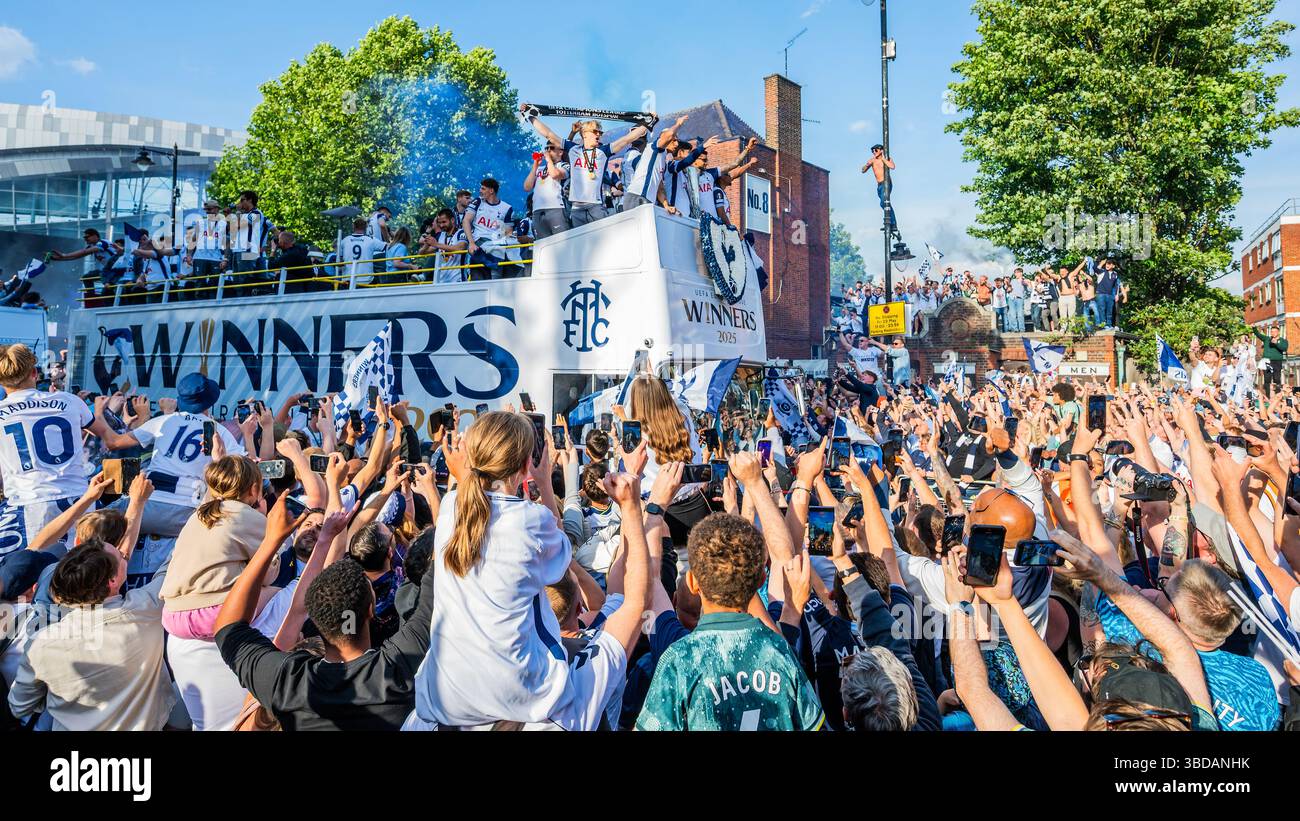 London, UK. 23rd May, 2025. Tottenham Hotspur celebrate their first ...