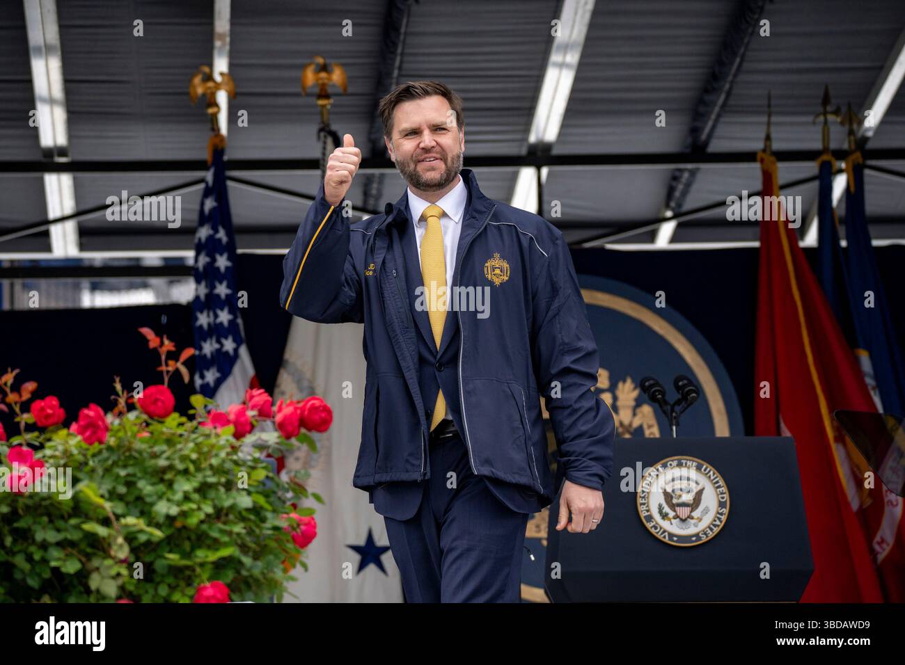 Usna graduation 2025 hi-res stock photography and images - Alamy