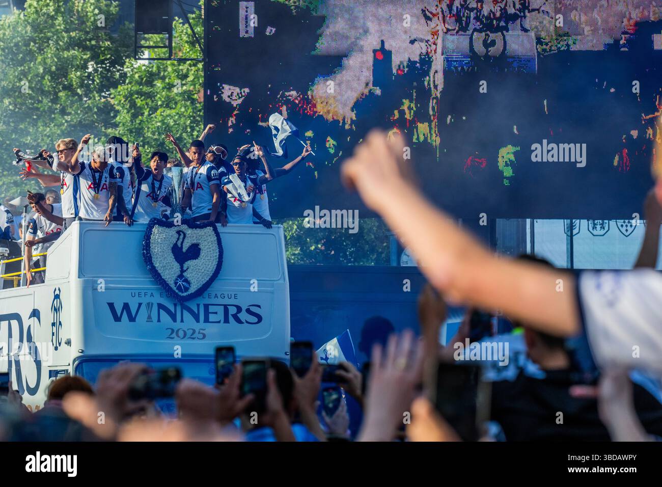 London, UK. 23rd May, 2025. Tottenham Hotspur celebrate their first ...