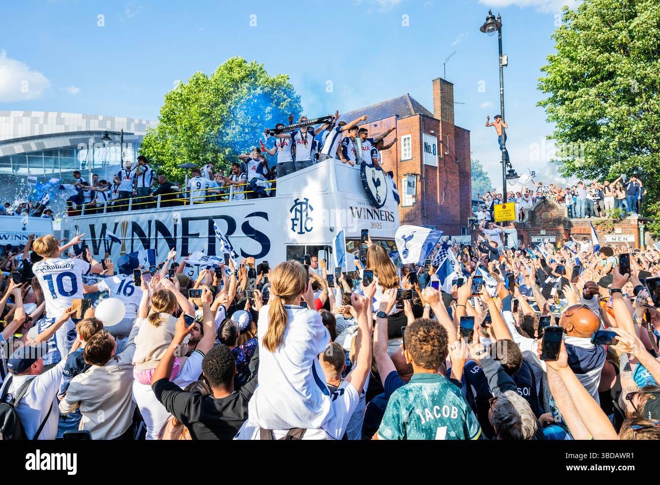 London, UK. 23rd May, 2025. Tottenham Hotspur celebrate their first ...