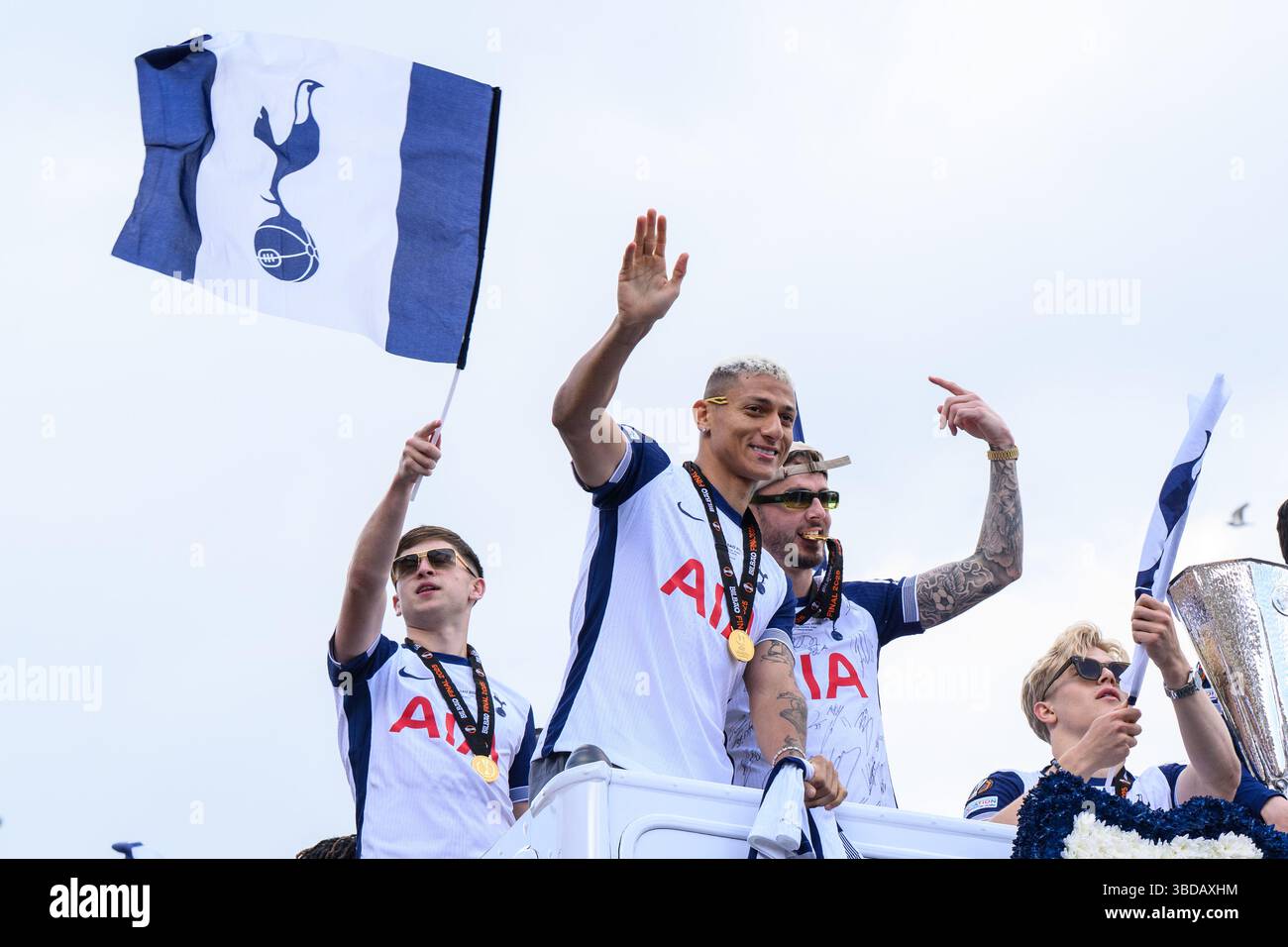 London, UK. 23 May 2025. Tottenham Hotspur players Richarlison and ...