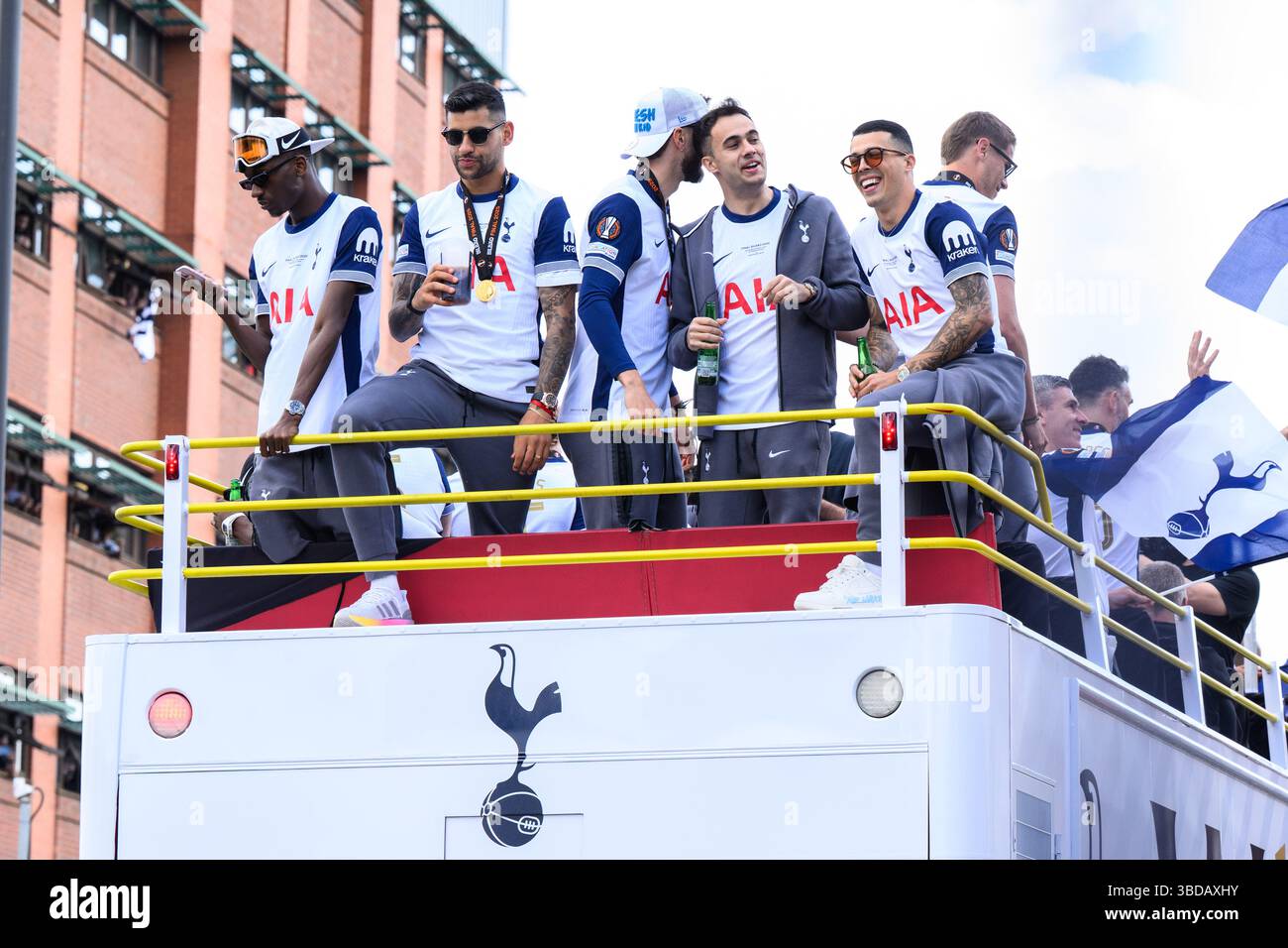 London, UK. 23 May 2025. Tottenham Hotspur players on the open-top team ...