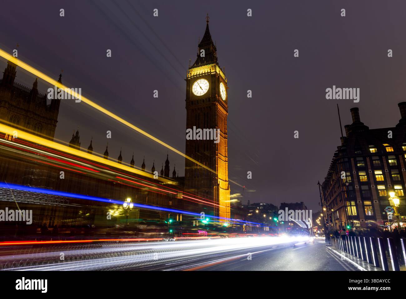Light trails on Westminster bridge with Big Ben in view Stock Photo - Alamy