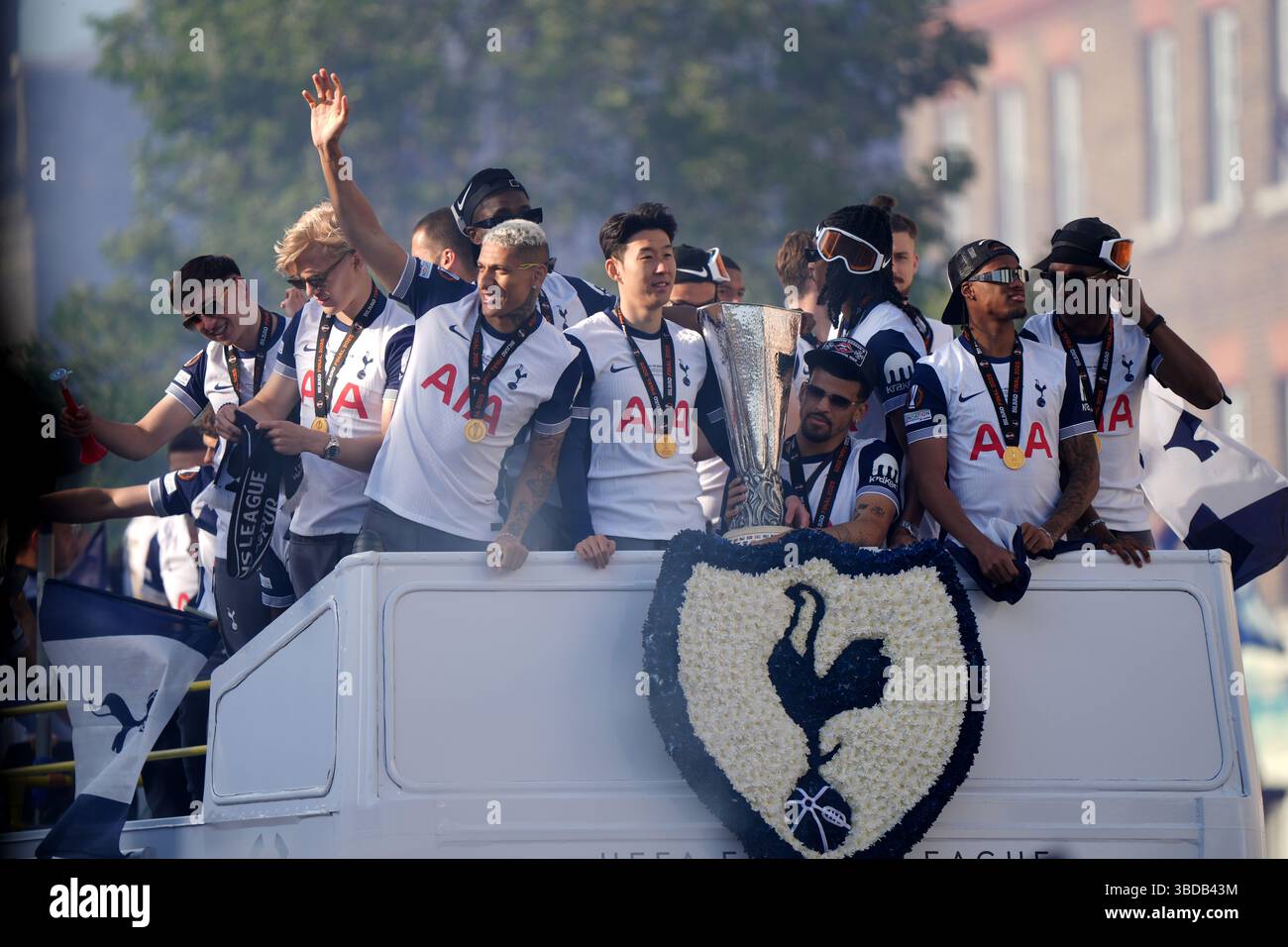 Tottenham Hotspur's Richarlison, Son Heung-Min and Dominic Solanke on ...