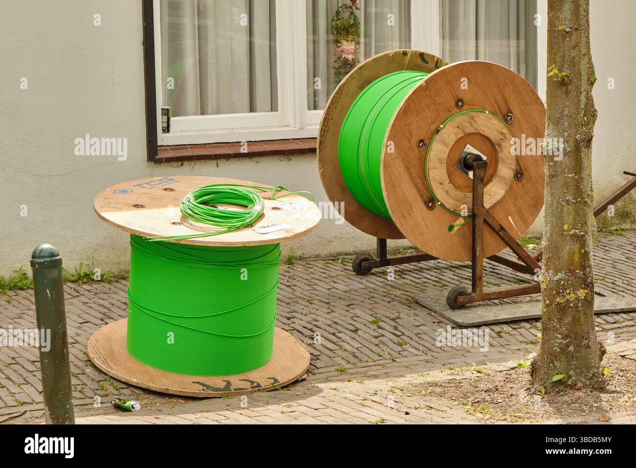 Cable dispenser hi-res stock photography and images - Alamy