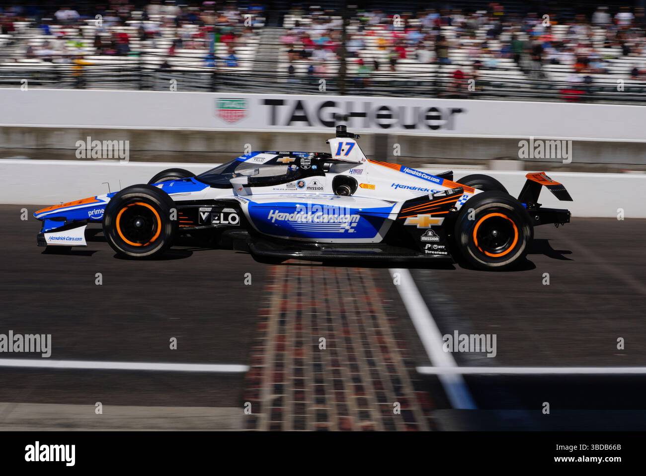 INDIANAPOLIS, IN - MAY 23: IndyCar driver Kyle Larson (17) drives ...