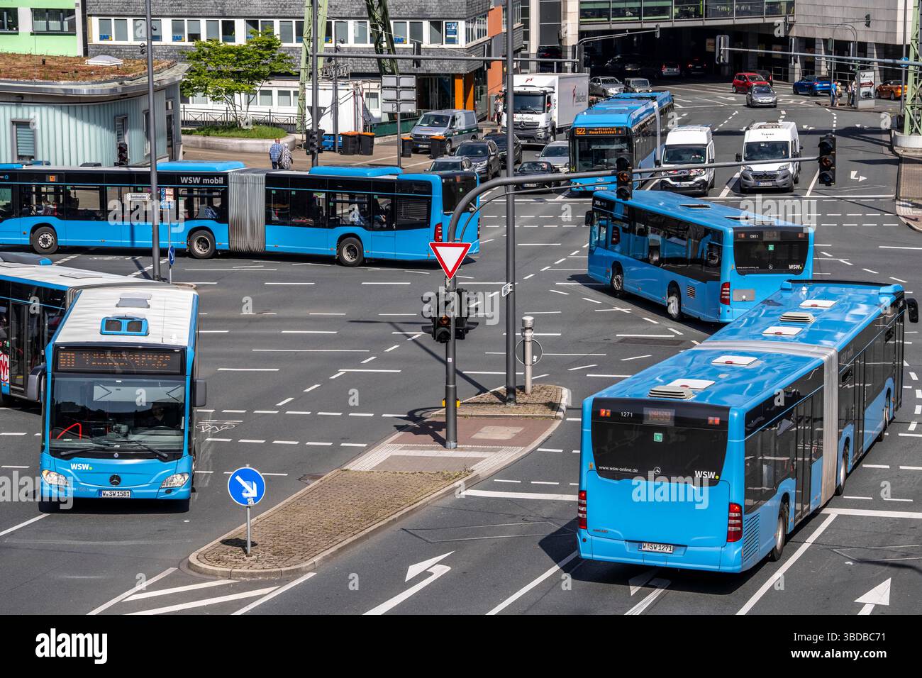Local buses operated by Wuppertaler Stadtwerke (WSW) at the ...